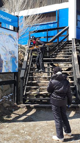 Esquel Ski Rental (ESR) - CONTRAPUNTO DIGITAL